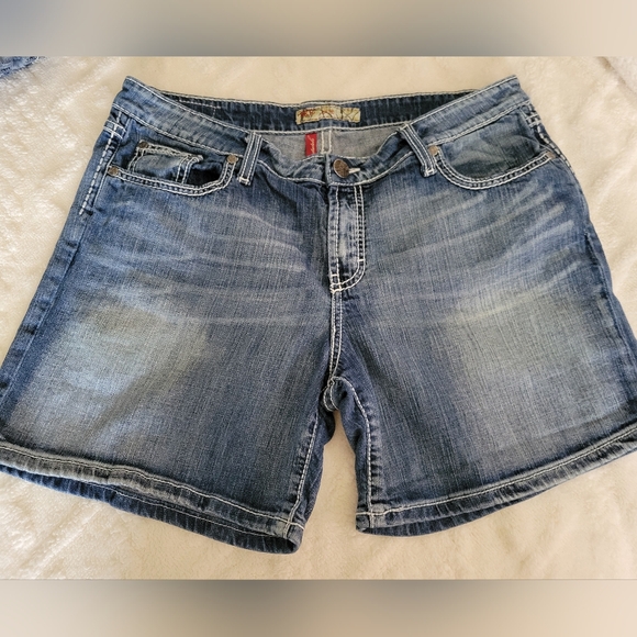 Big Star | Shorts | Big Star Denim Shorts Size 32 | Poshmark